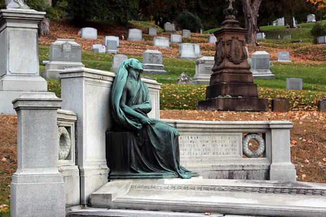 Do you Dare? Vermont's Black Agnes - Sit on Her Lap and You Might Die ...