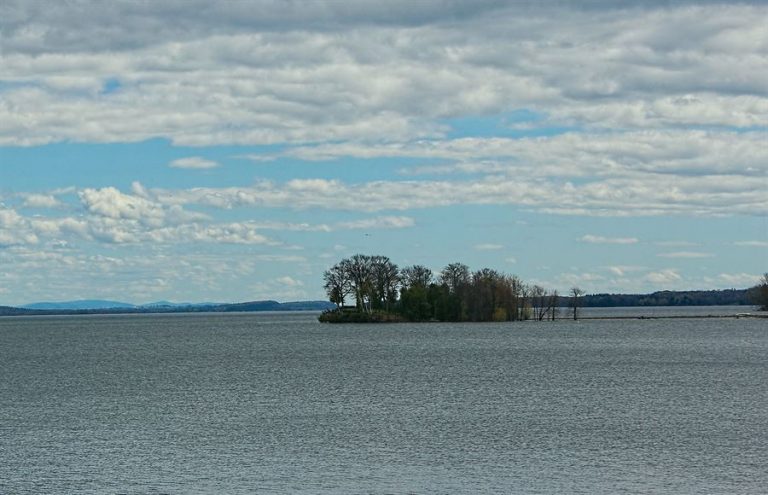 Things to do in the Beautiful Lake Champlain Islands Year Round ...