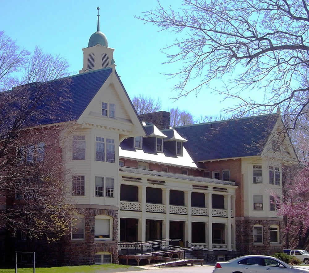 Ghostly Legends of the Brattleboro Retreat: Vermont's Historic Mental ...