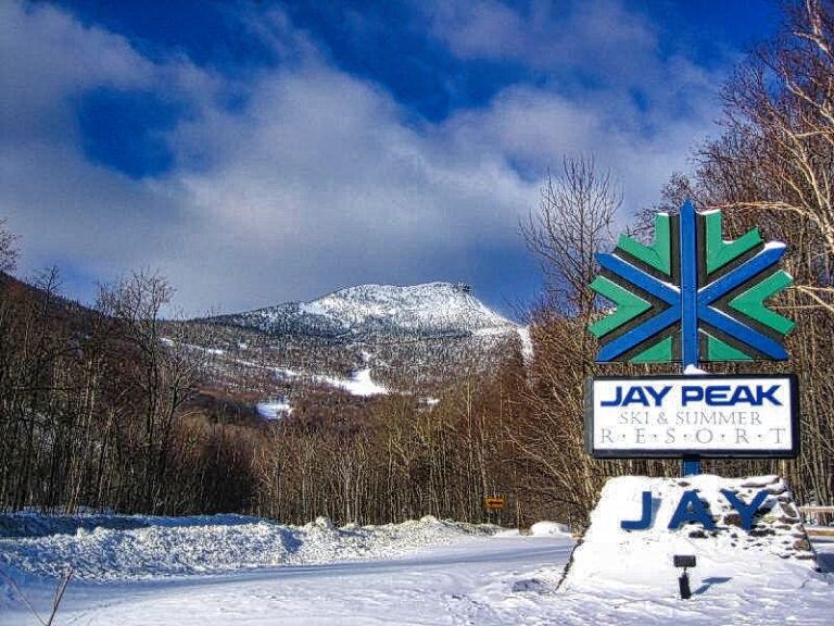 Uncover the Best of Jay Peak: Vermont's Hidden Ski Gem - Vermont's Very ...